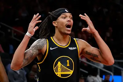 Damion Lee Biography: Age, Wife, Mother, Contract, Father, Child ...
