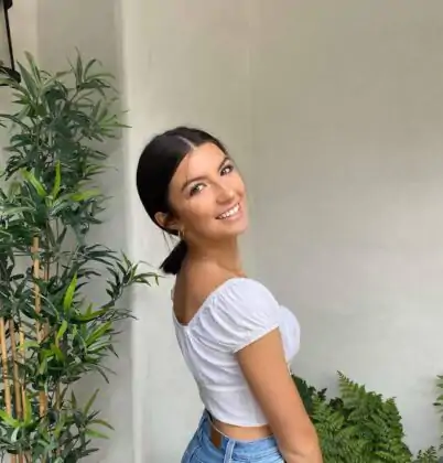 Ellie Zeiler Biography: Age, Husband, Net Worth, Parents, Wikipedia ...