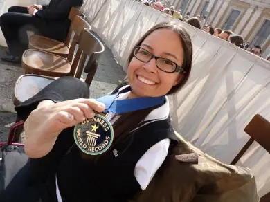 Jessica Cox Biography, Age, Husband, Armless Pilot, Awards, Guinness ...