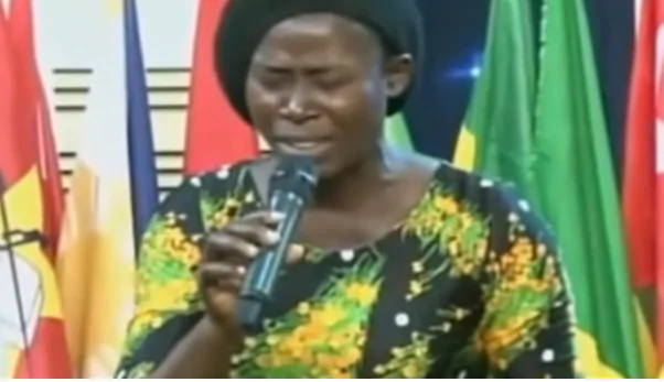 Amarachi Grace Eze Biography: Age, Twin, Sister, Husband, Songs, Net ...