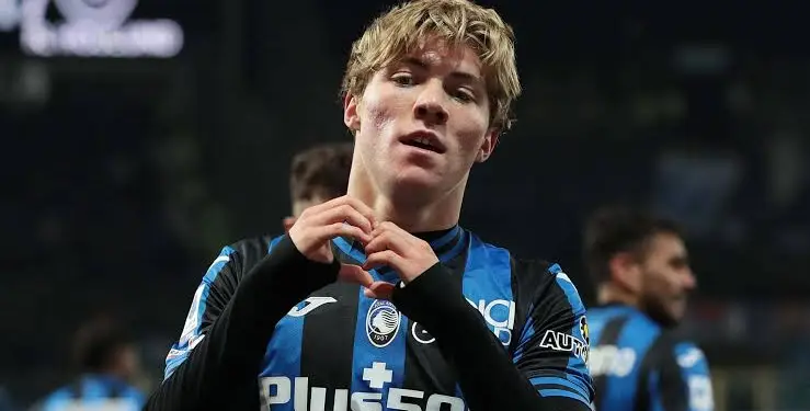 Rasmus Højlund Biography: Net Worth, Age, Wife, Girlfriend, Height ...