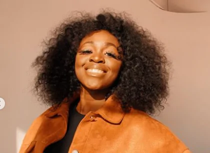 Toby Grey Biography: Age, Husband, Songs, Parents, Family, Wedding ...